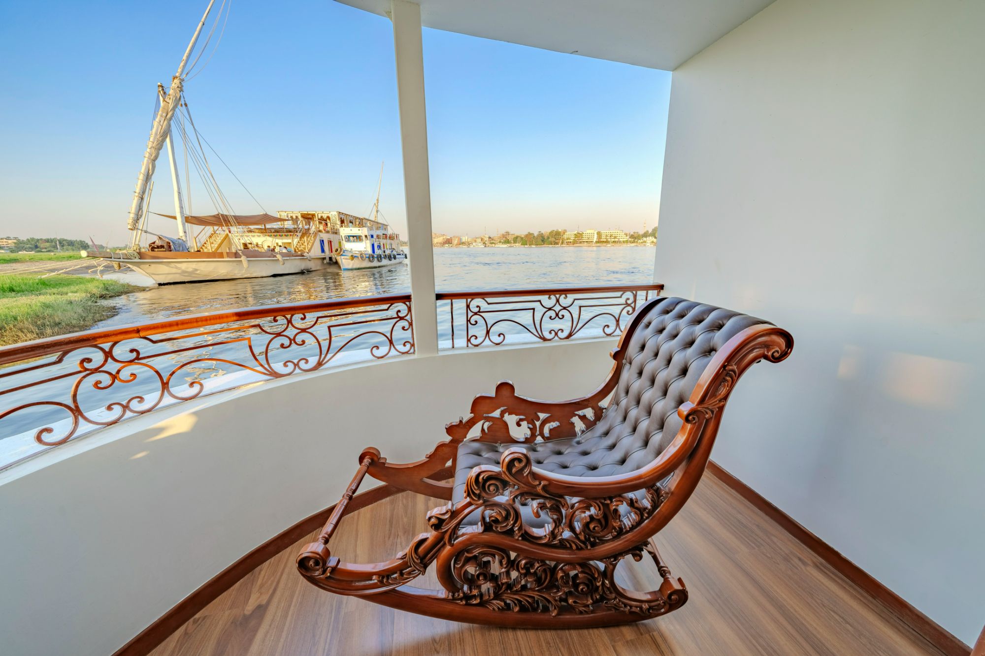 Queen Nazli Royal Suite | Dahbiya Nile Cruise